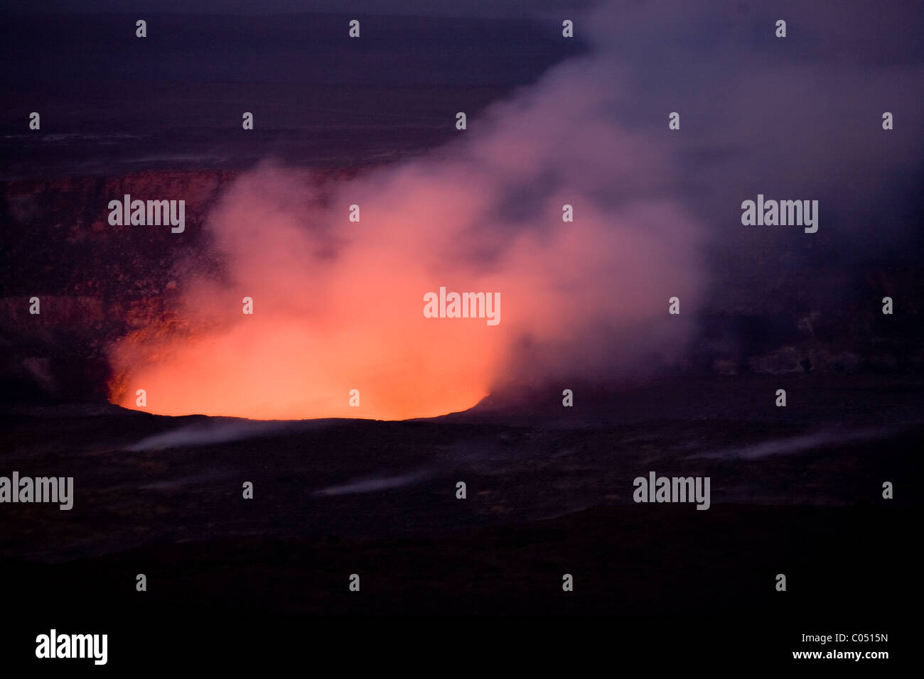 The lava filled Halema'uma'u Crater in Hawaii Stock Photo - Alamy