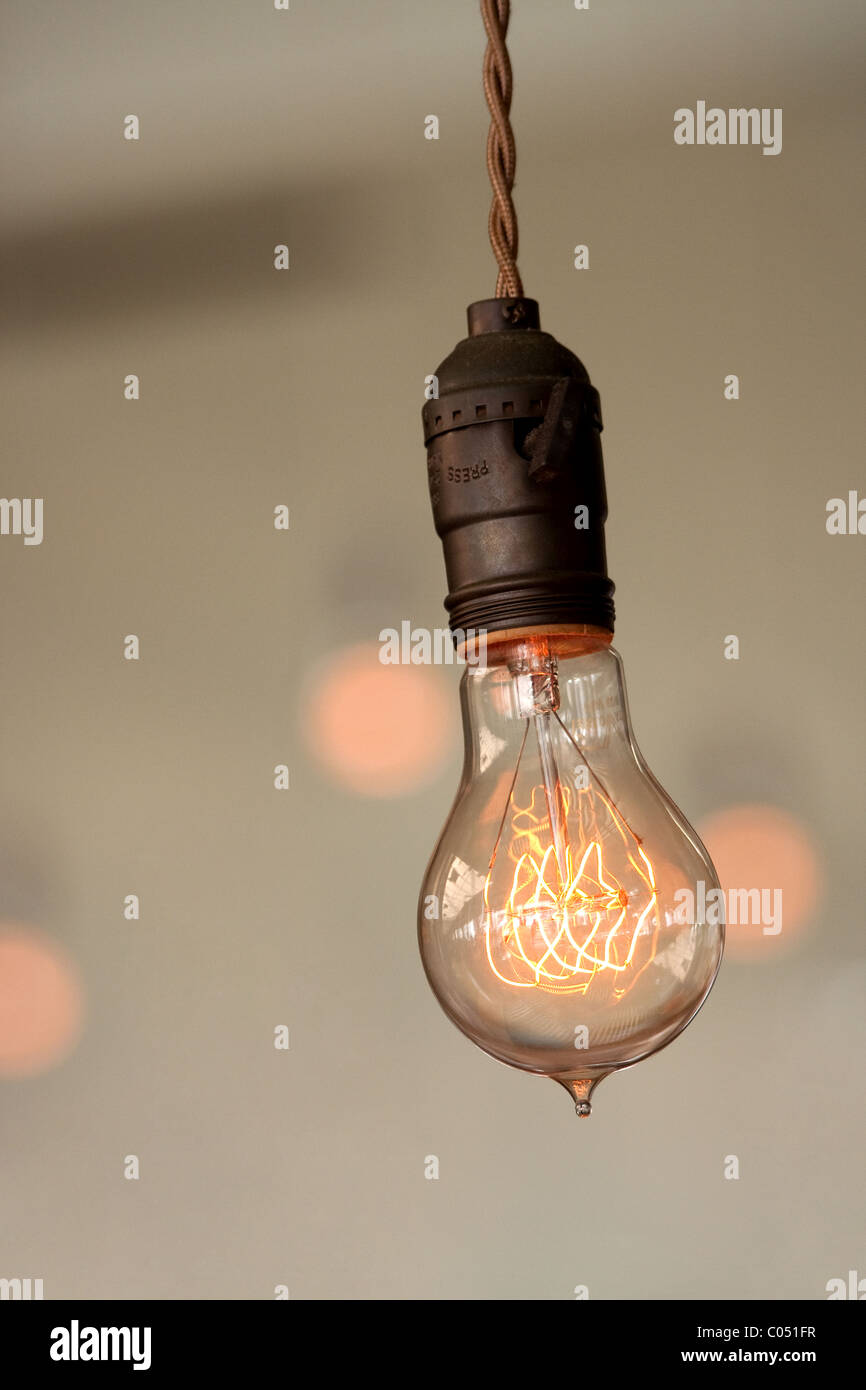 Light Bulb High Resolution Stock Photography and Images - Alamy