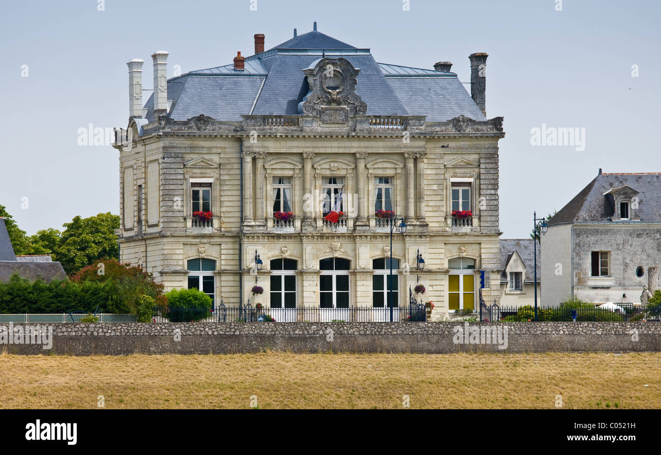 French mairie town hall hi-res stock photography and images - Alamy