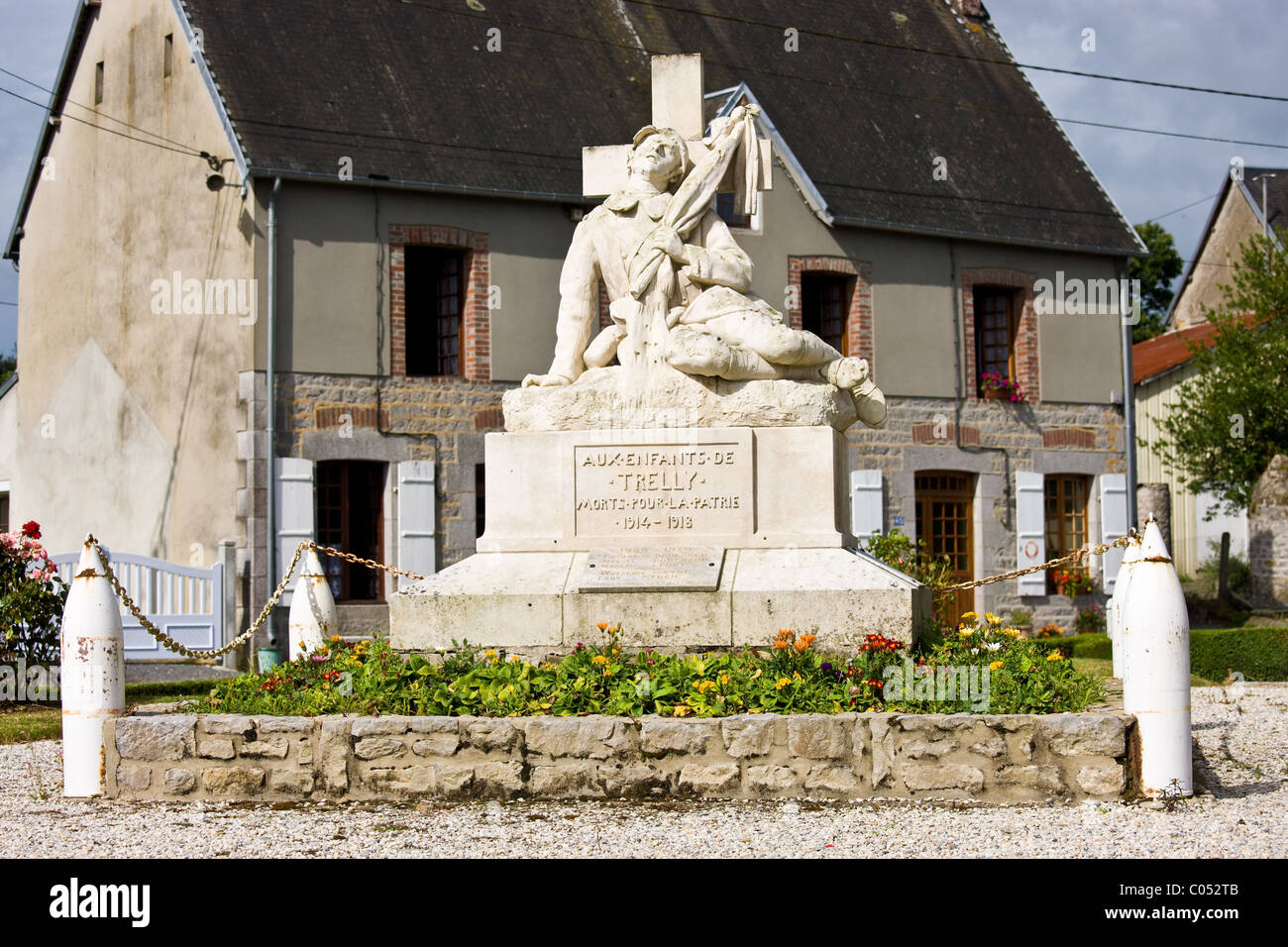 French statue war memorial hi-res stock photography and images - Alamy