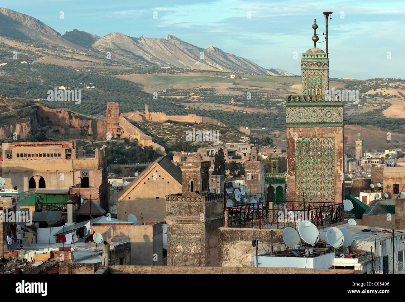Ancient fes morocco hi-res stock photography and images - Alamy