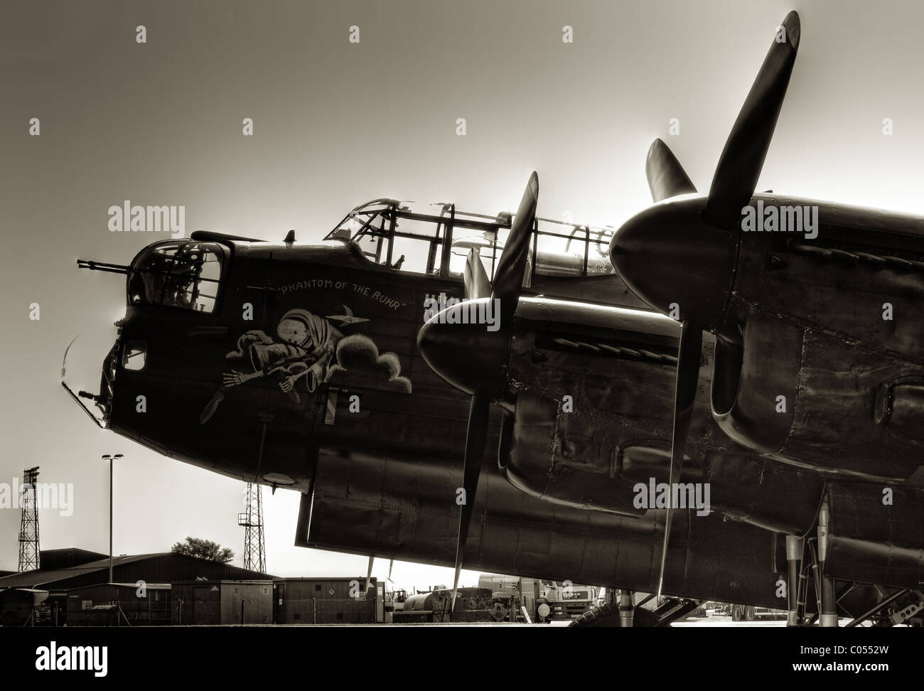 Lancaster bomber hi-res stock photography and images - Alamy