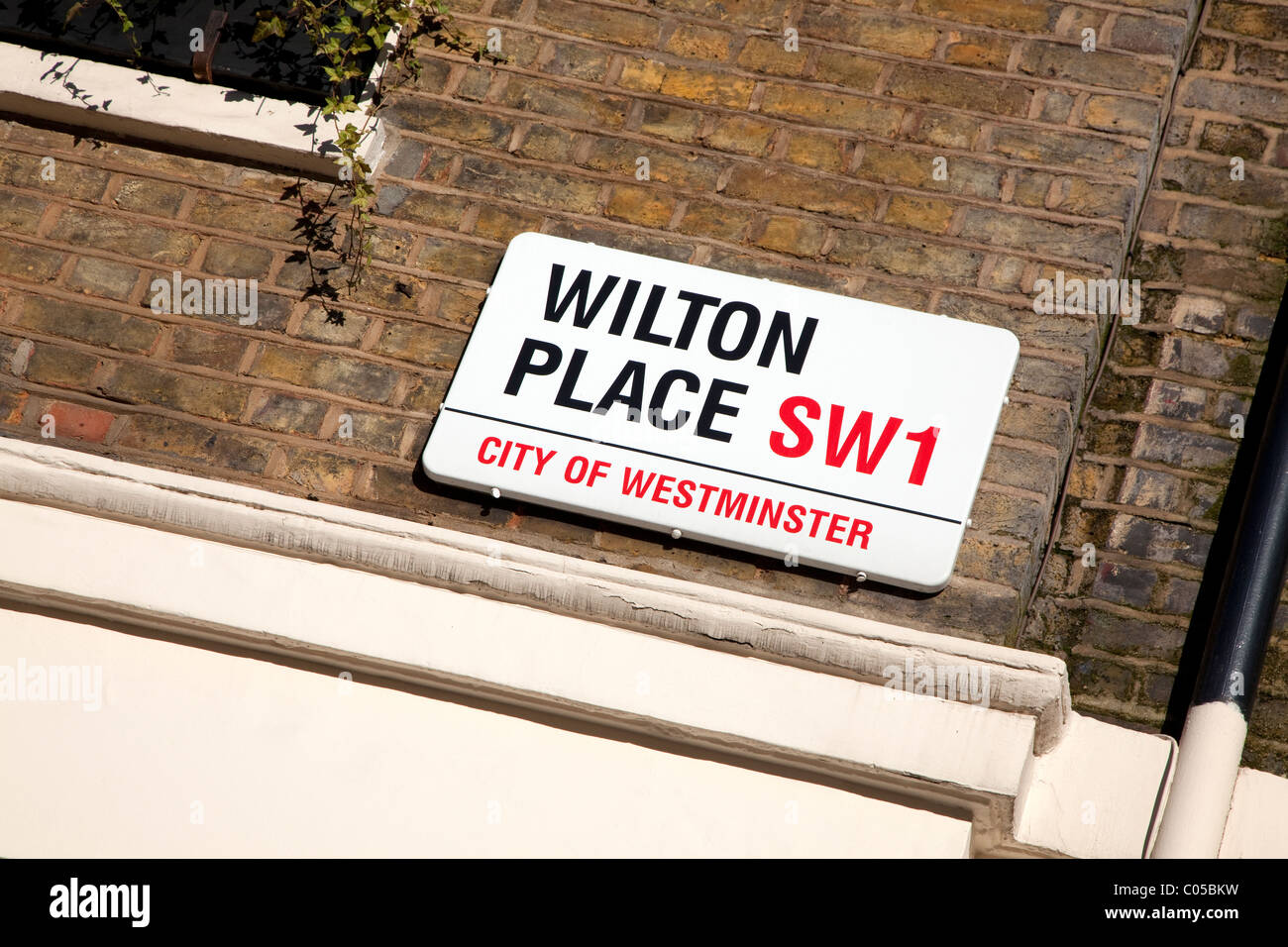 Exclusive Wilton Place, Belgravia, London where President Mubarak's son ...