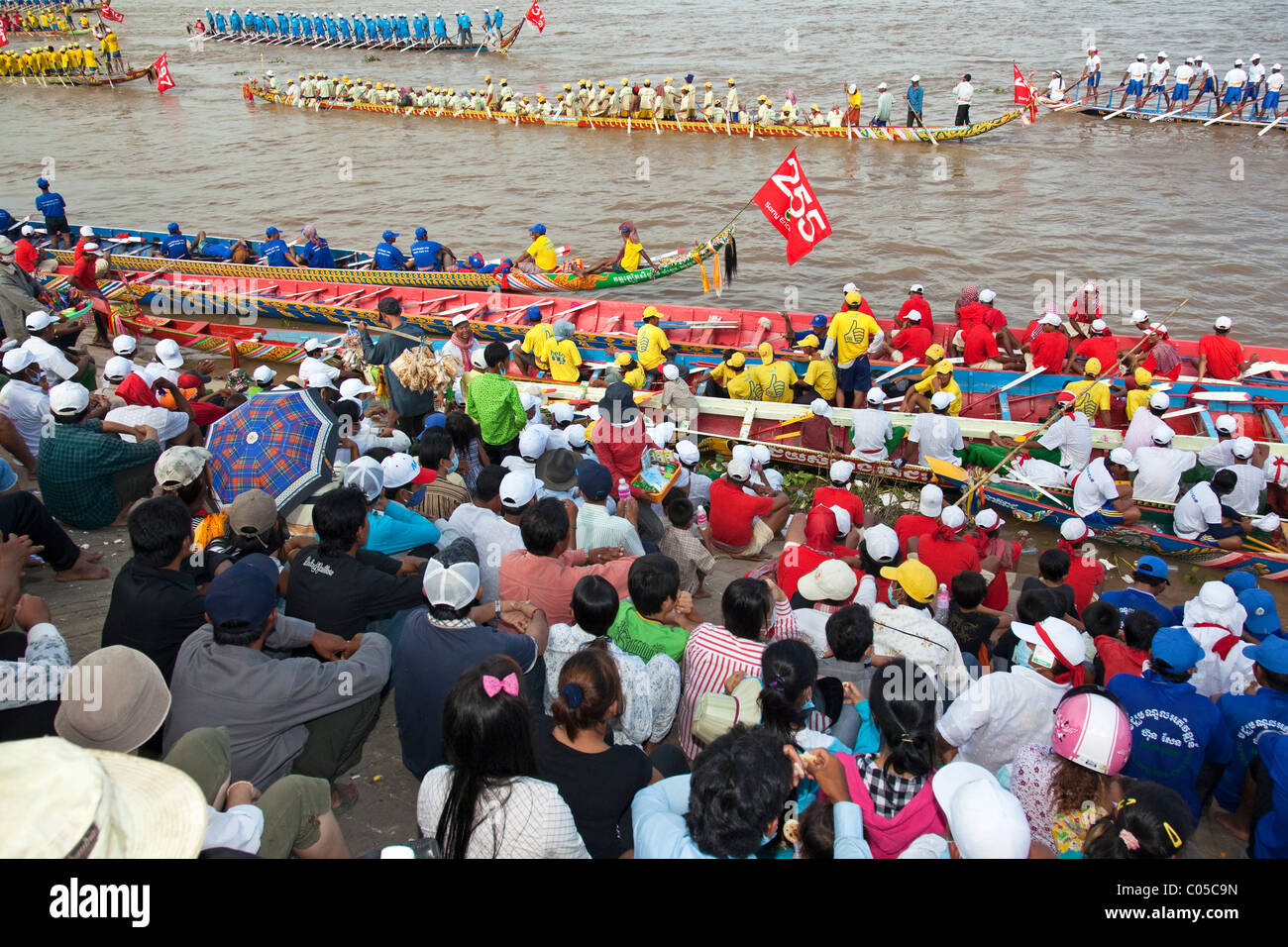 Water Festival, Cambodia Stock Photo - Alamy
