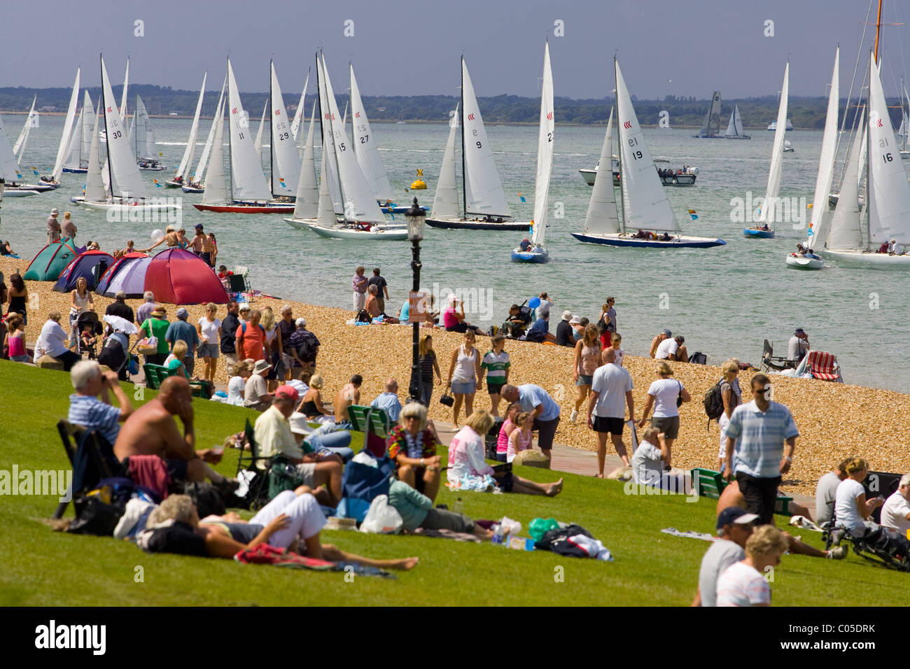 Sailing yacht racing boat spectators crowds watching hi-res stock ...