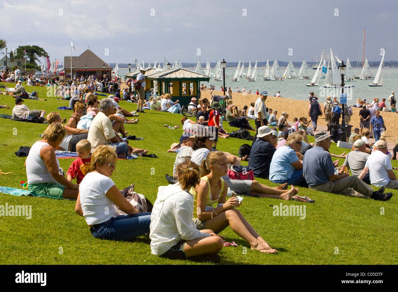 Sailing yacht racing boat spectators crowds watching hi-res stock ...