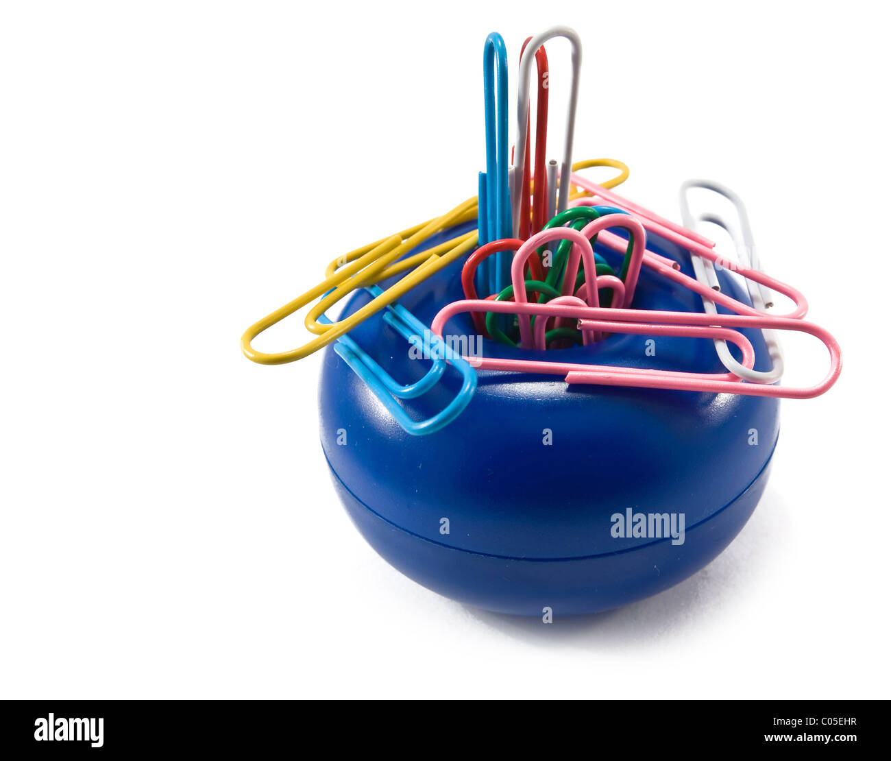 Chain of paper clips hi-res stock photography and images - Alamy