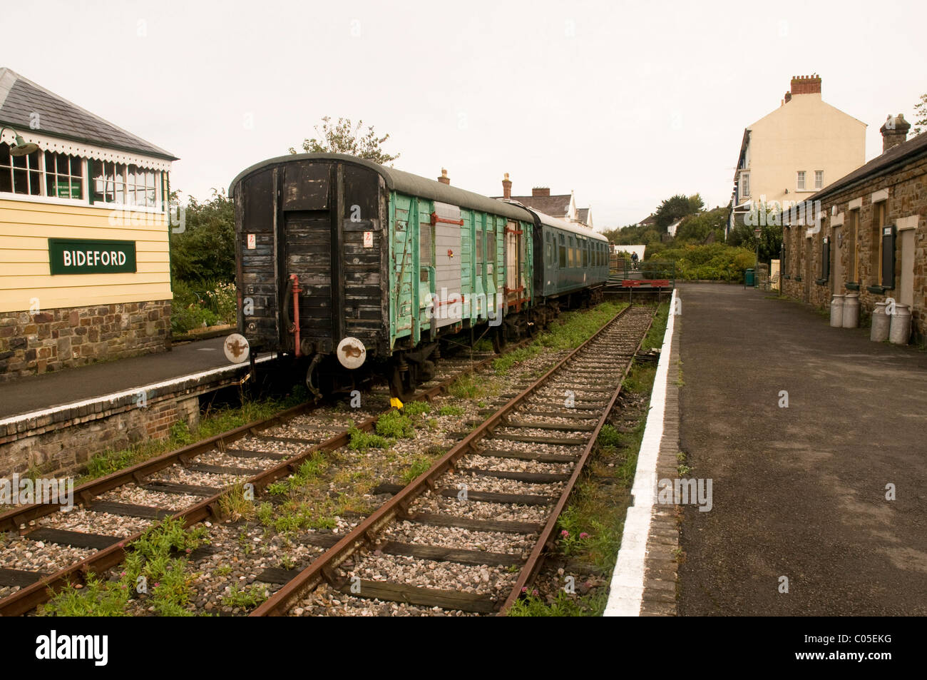 Disused railways hi-res stock photography and images - Alamy