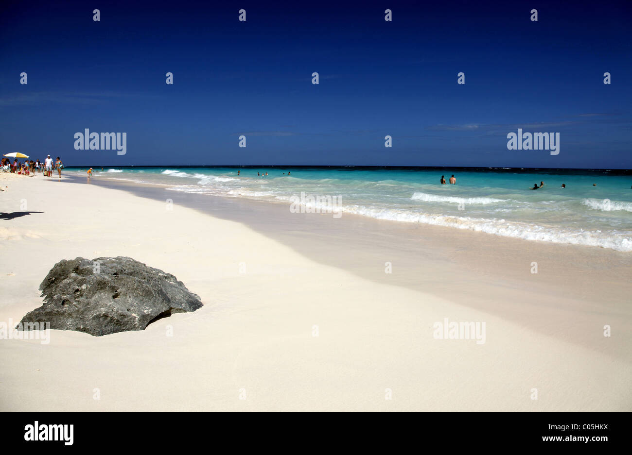 Bermuda Surfing High Resolution Stock Photography and Images - Alamy