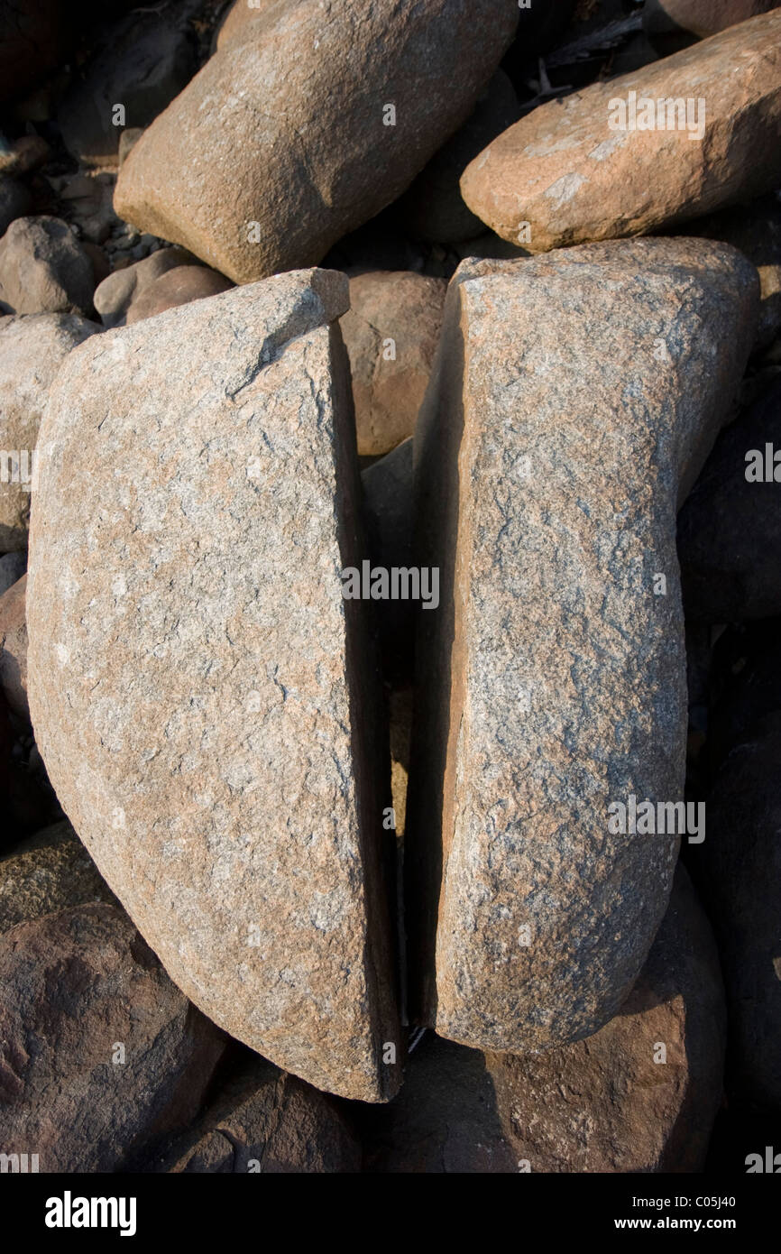 Rounded huge boulders hi-res stock photography and images - Alamy