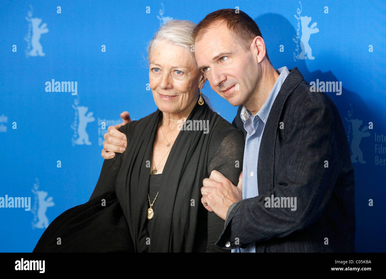 VANESSA REDGRAVE RALPH FIENNES CORIOLANUS PHOTOCALL THE GRAND HYATT ...