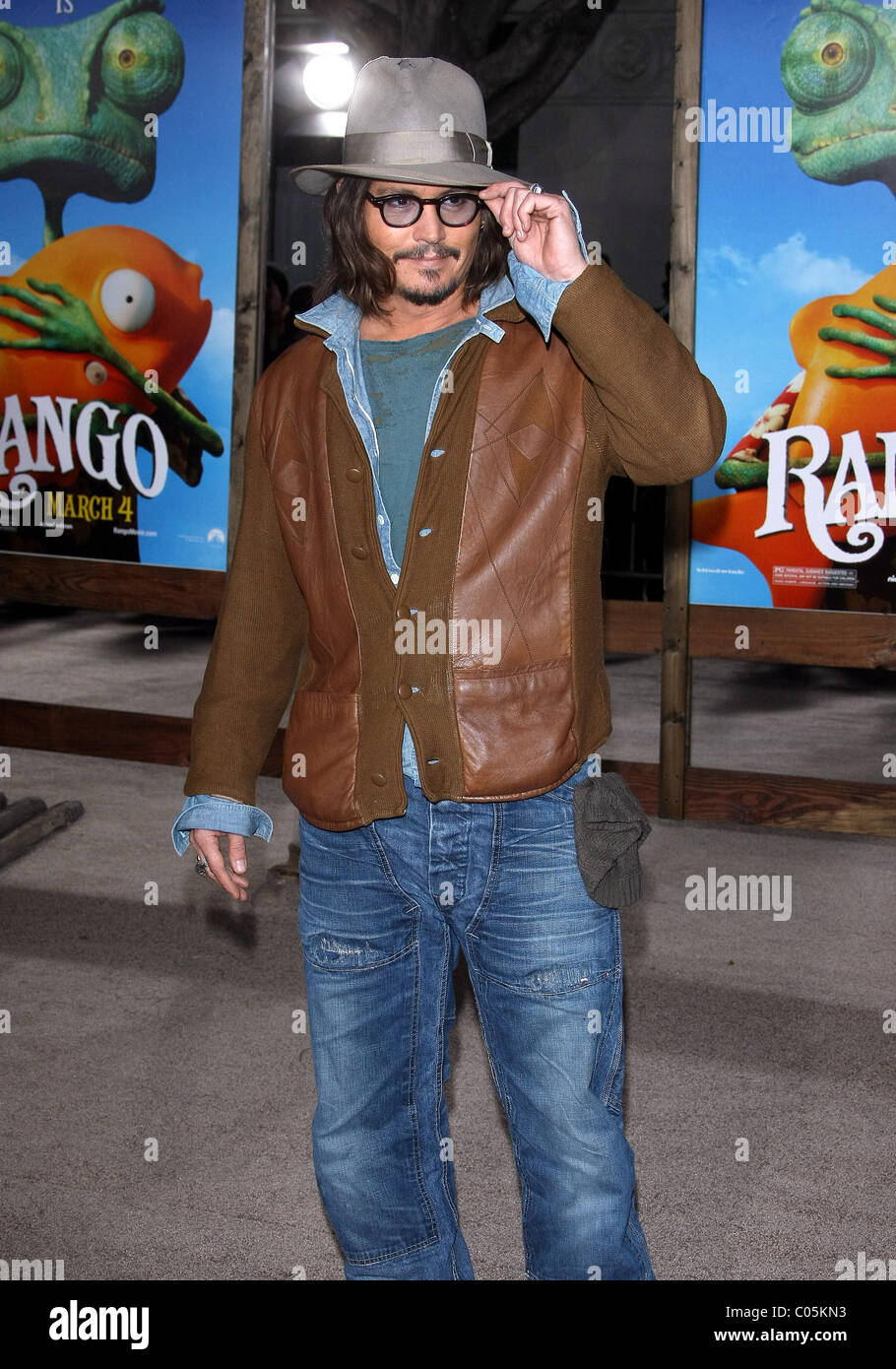 JOHNNY DEPP RANGO LOS ANGELES PREMIERE LOS ANGELES CALIFORNIA USA 14 ...