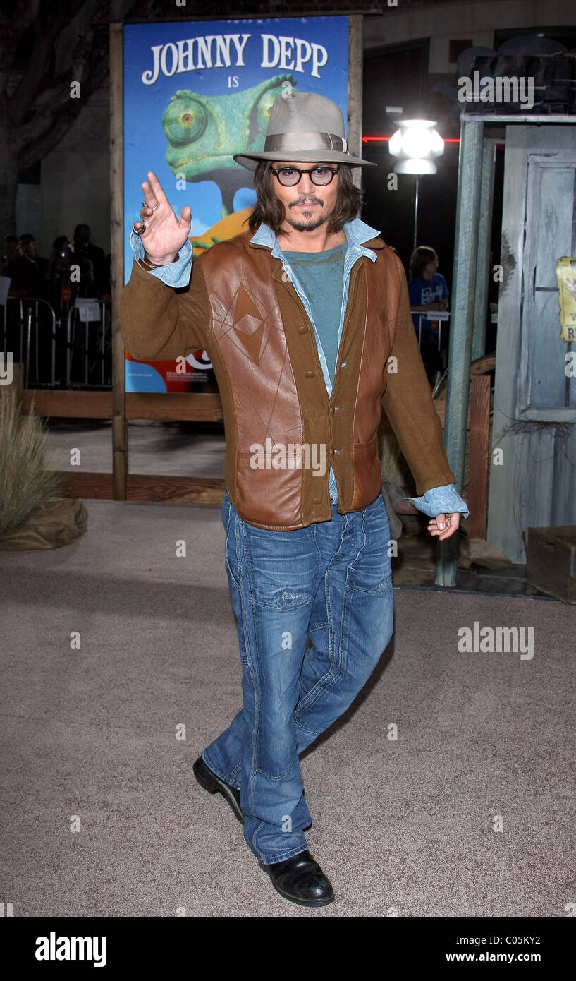 JOHNNY DEPP RANGO LOS ANGELES PREMIERE LOS ANGELES CALIFORNIA USA 14 ...