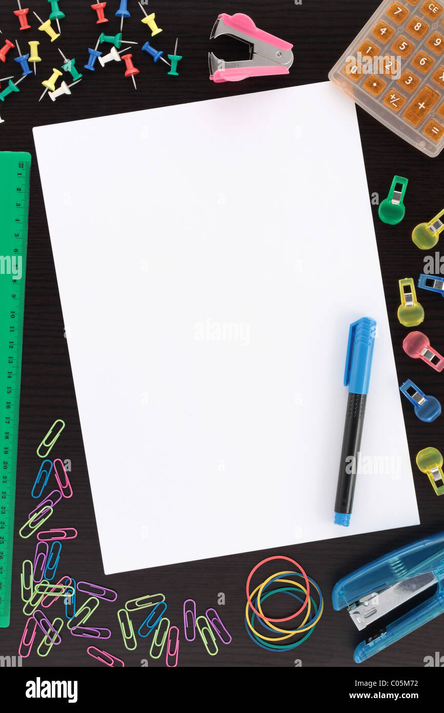 Note paper stationery hi-res stock photography and images - Alamy