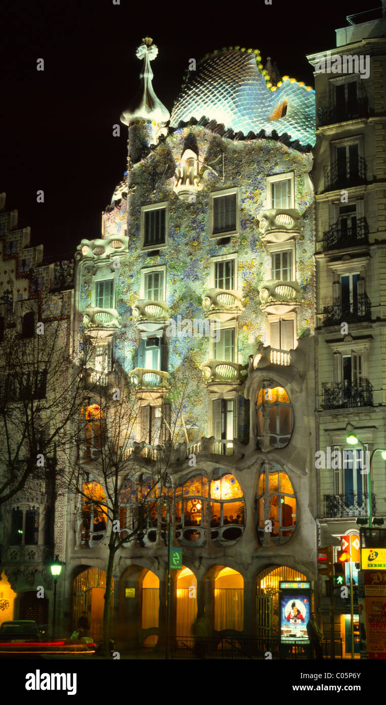 Spain, Catalunya, Barcelona, Casa Batllo at night Stock Photo - Alamy