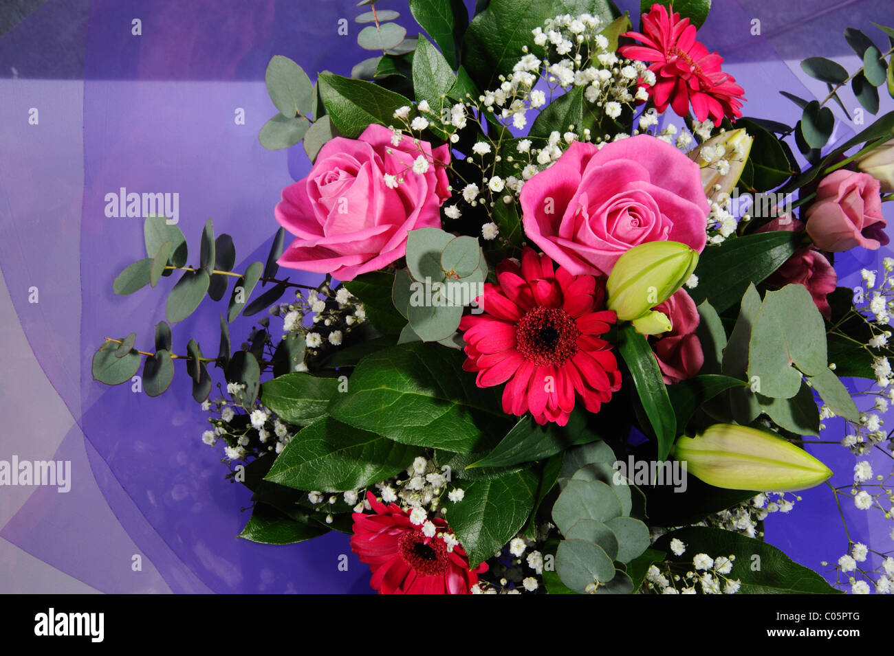 Colourful bouquet of flowers Stock Photo - Alamy