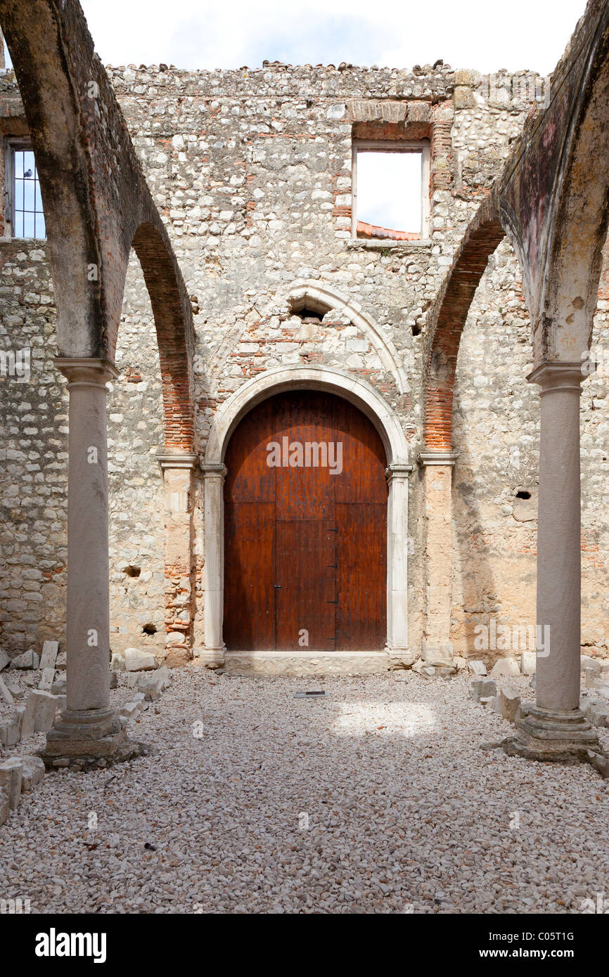 Chapel in the Cloister of São Francisco Convent. 13th century Mendicant ...