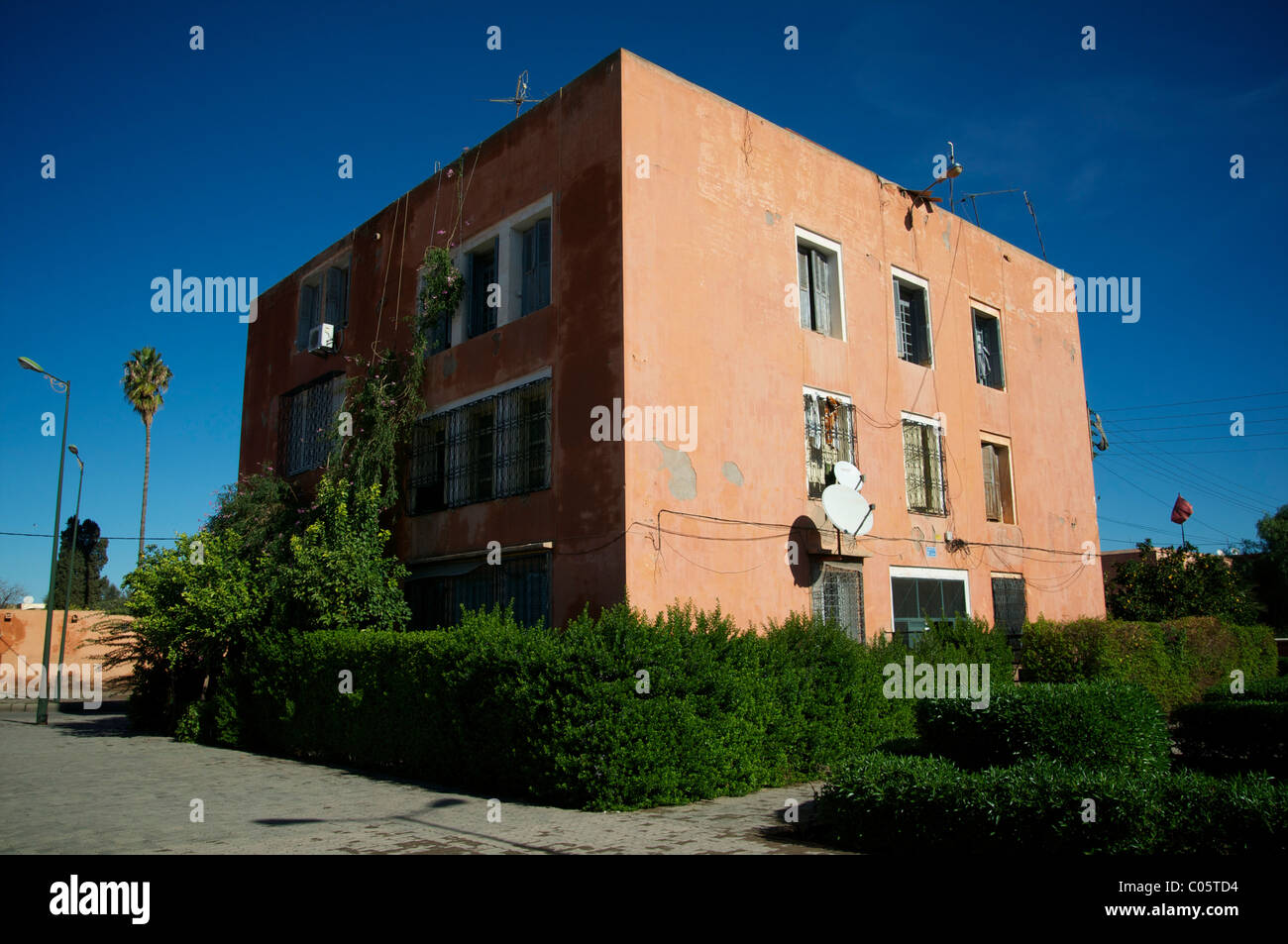 Street buildings Marrakech Marrakesh Morocco Stock Photo - Alamy