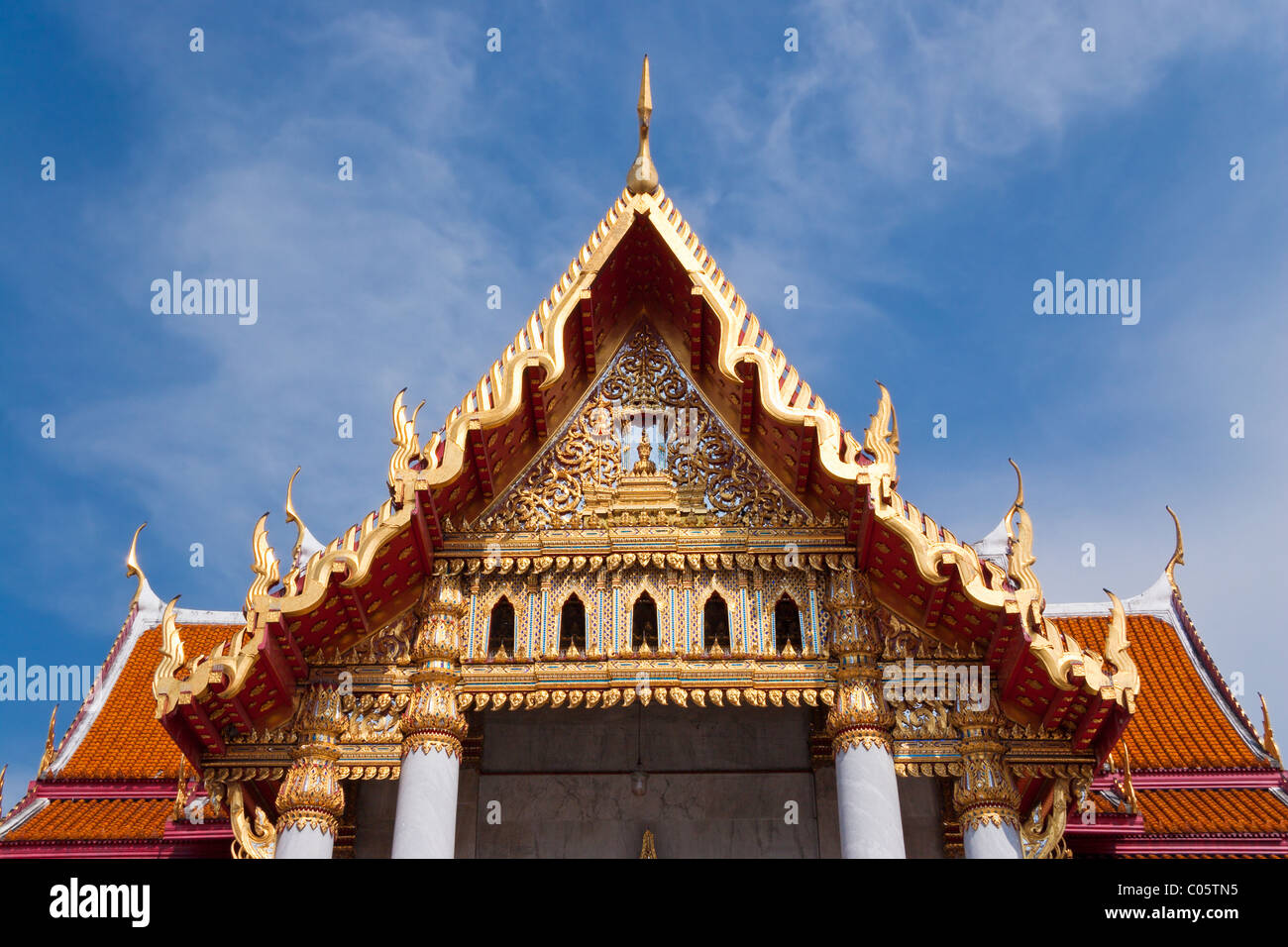Central Ordination Hall or 'Ubosot' (Roof detail), Wat Benchamabophit ...