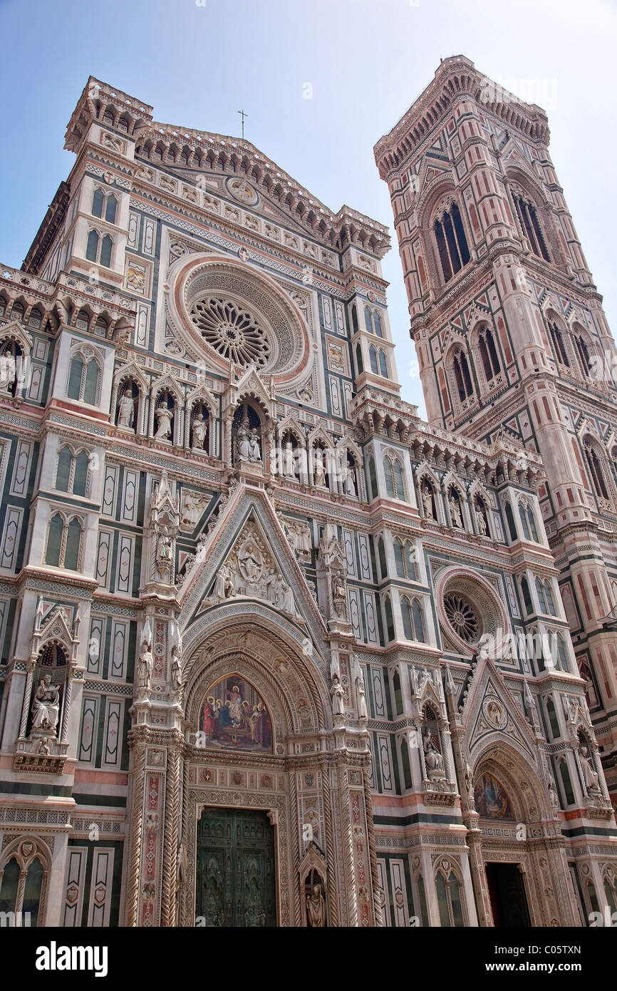 Duomo Facade Statues Frescos Cathedral Church Giotto's Bell Tower ...