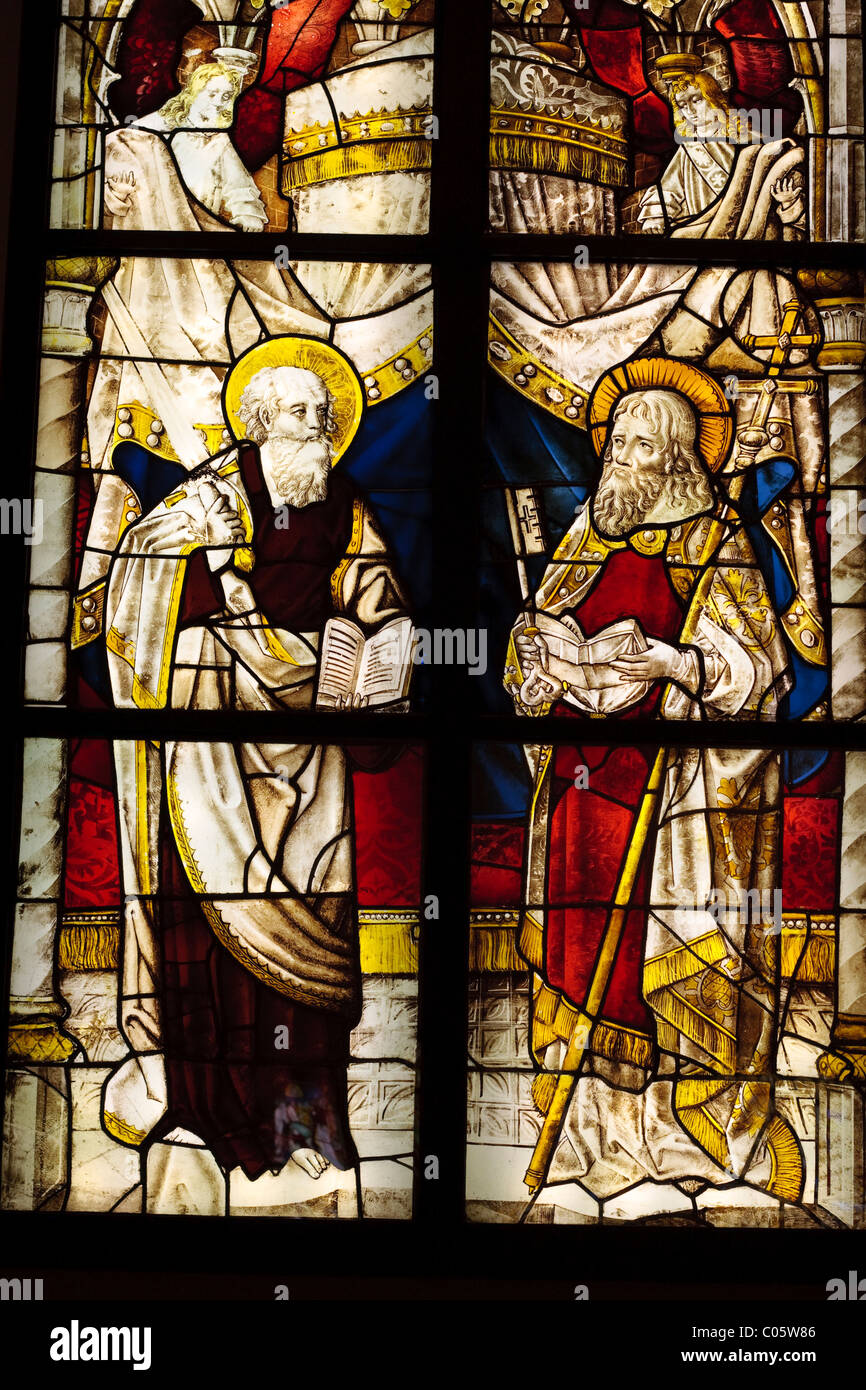 Stain glass window hi-res stock photography and images - Alamy