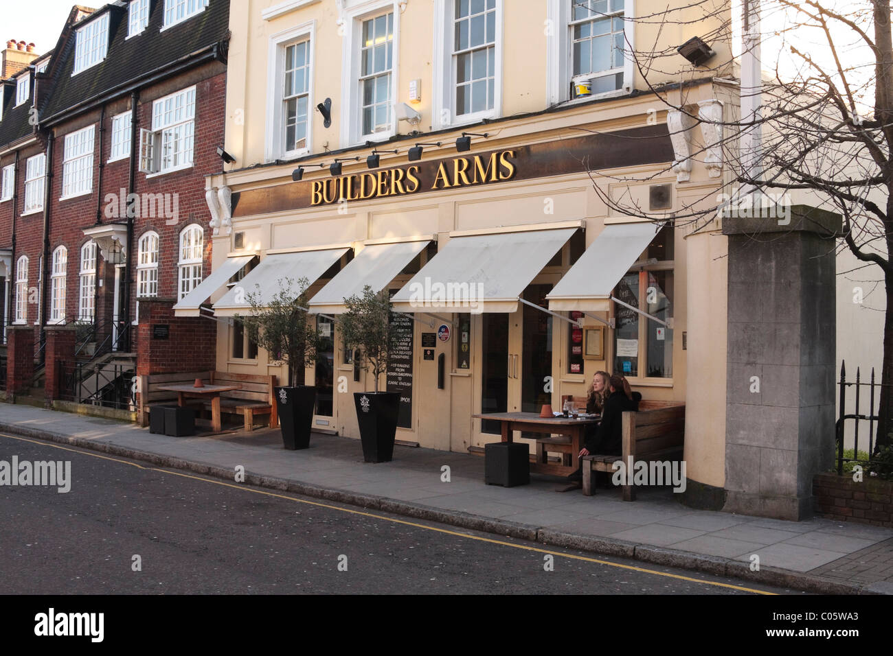 Builders arms hi-res stock photography and images - Alamy