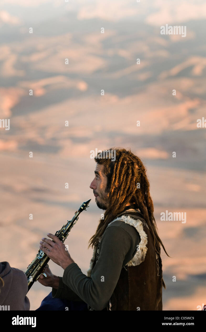 Cliff musical hi-res stock photography and images - Alamy