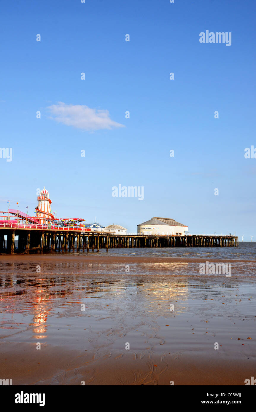 Clacton Pier, Essex Stock Photo - Alamy