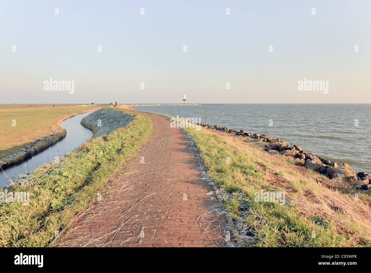 Dike road hi-res stock photography and images - Alamy