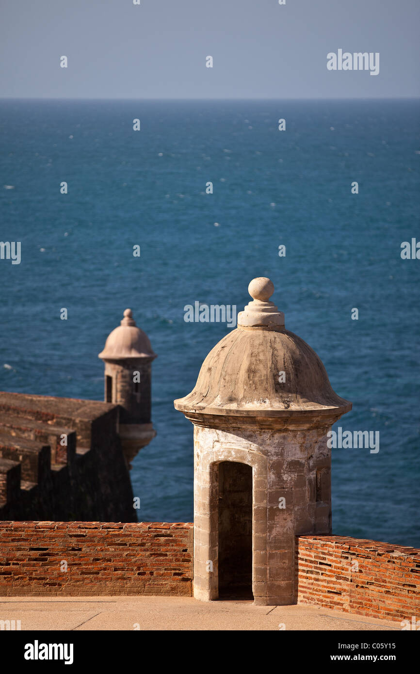 Parapet of fort hi-res stock photography and images - Alamy