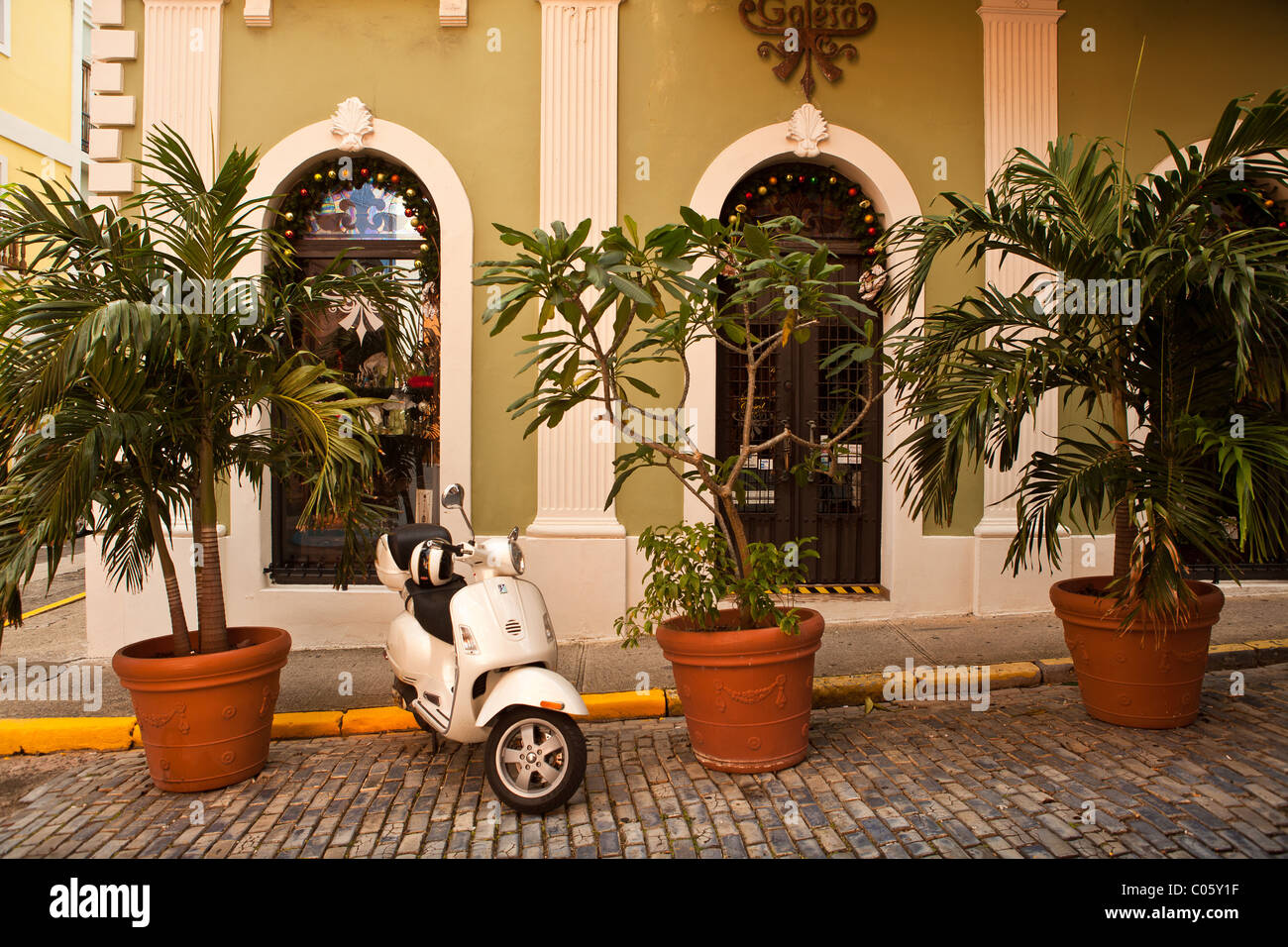 Traditional hispanic architecture in san hi-res stock photography and ...