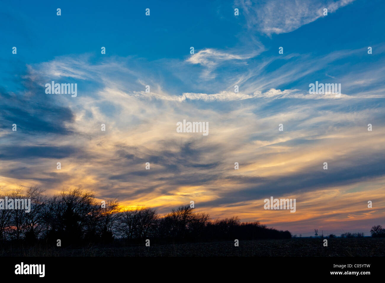 Majestic and colorful sunset from a rural Texas countryside Stock Photo ...