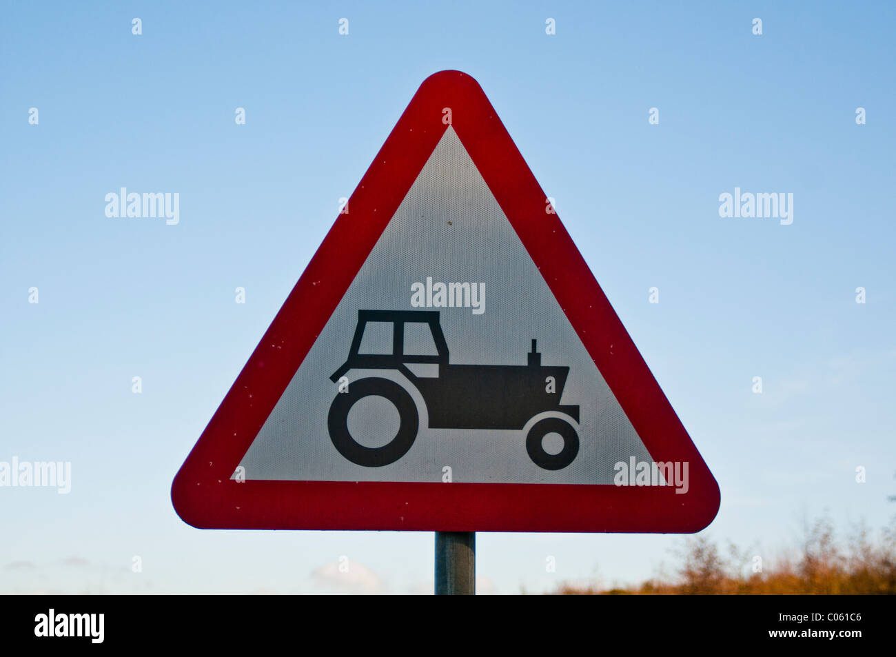 Warning sign farm machinery hi-res stock photography and images - Alamy