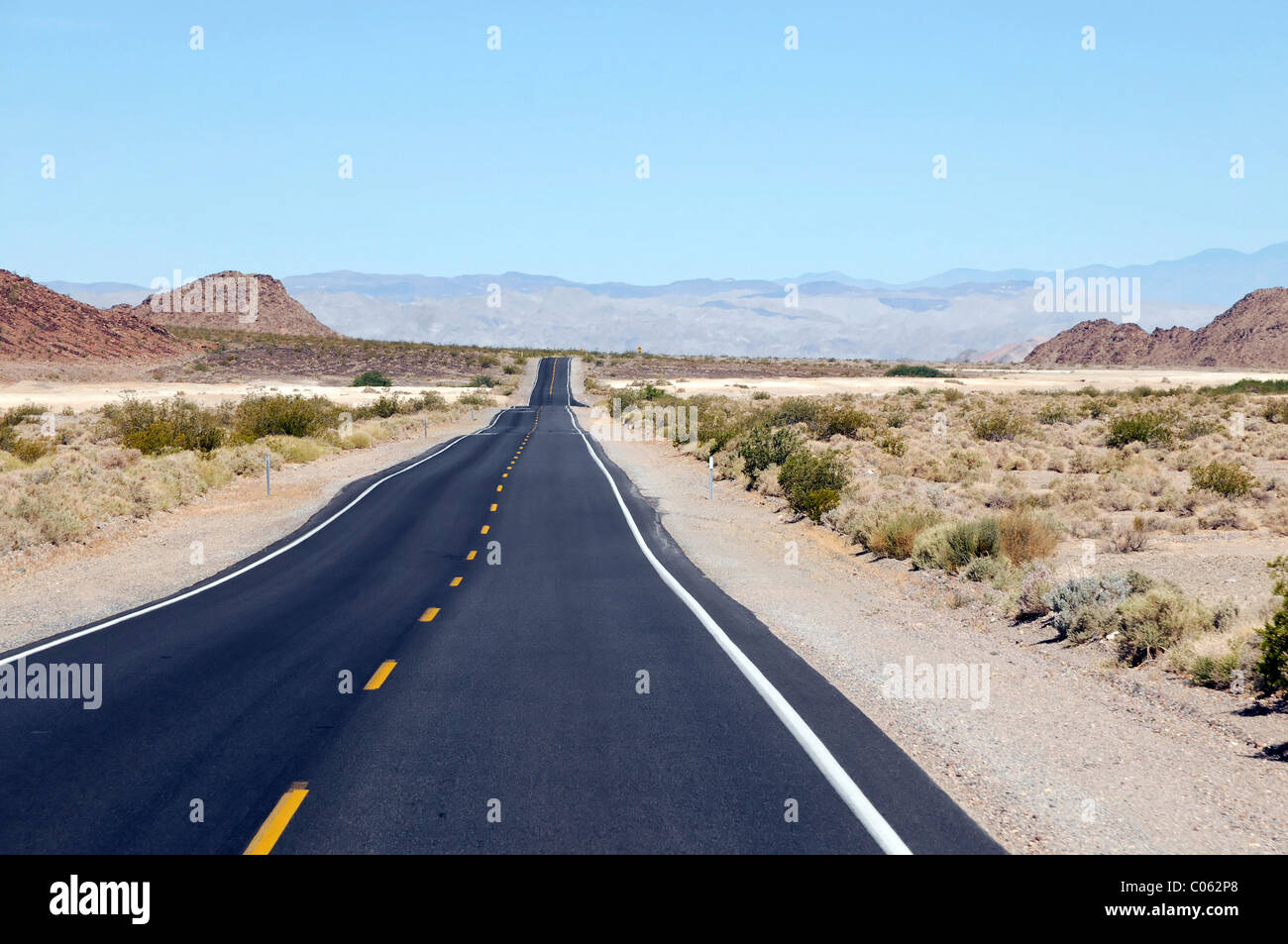 Death valley scenic road highway national park hi-res stock photography ...