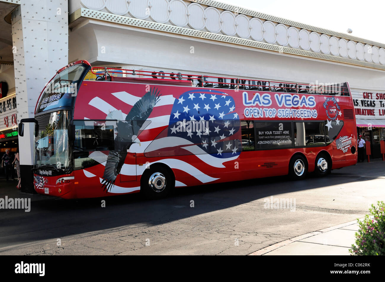 Las vegas sightseeing bus las hi-res stock photography and images - Alamy