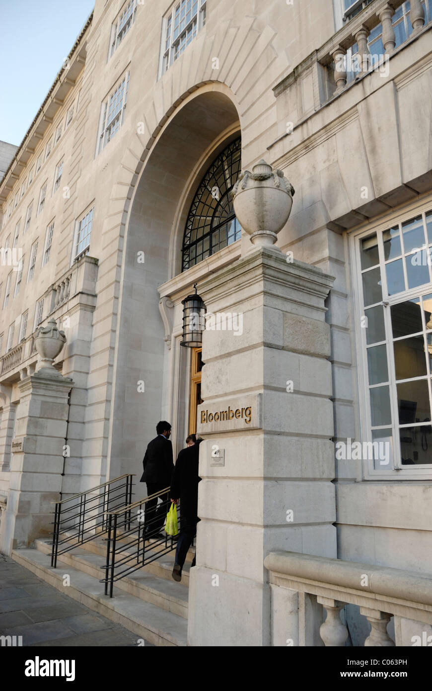 Bloomberg LP London headquarters in Finsbury Square, London, England ...