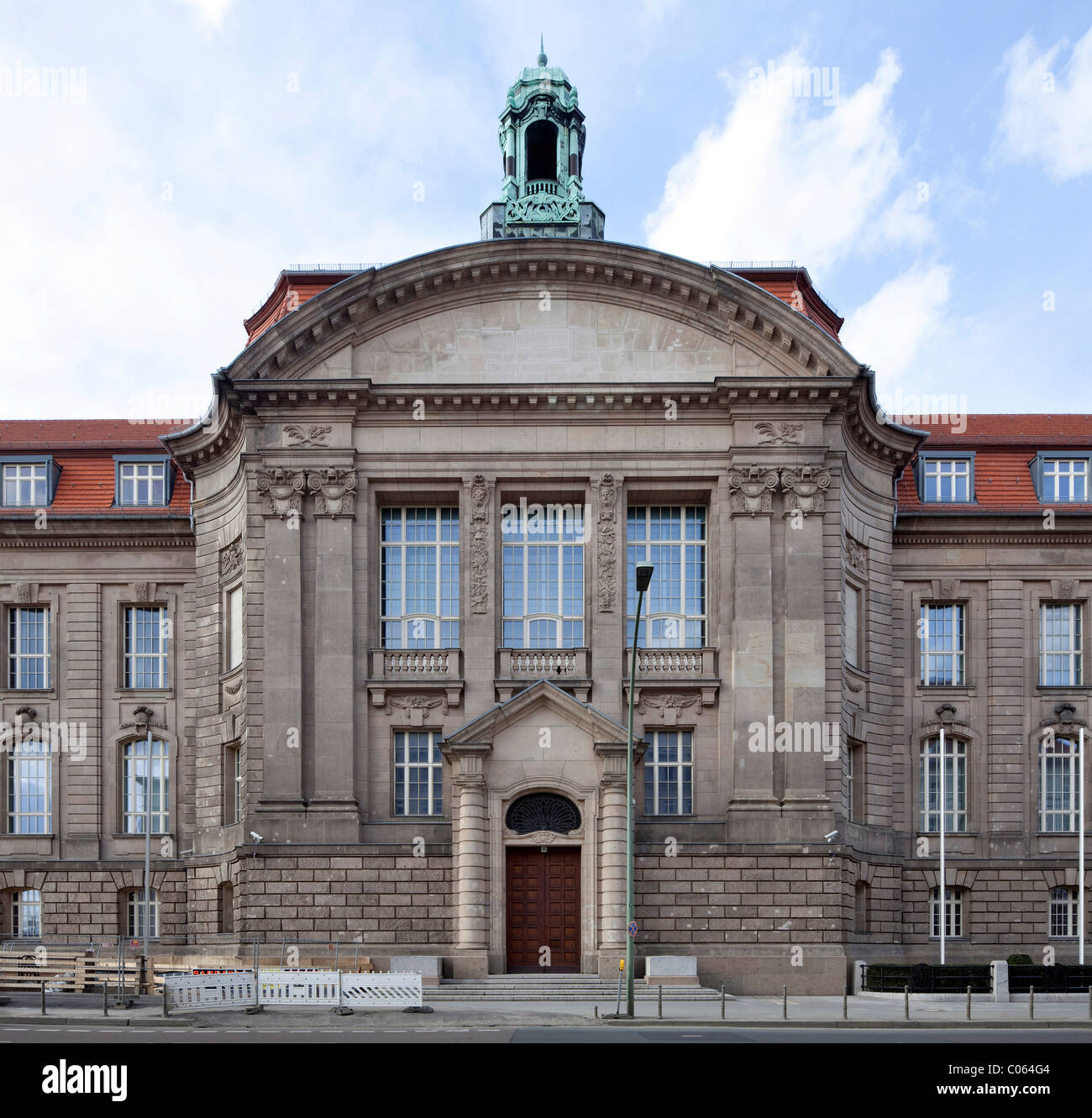 Federal ministry of f hi-res stock photography and images - Alamy