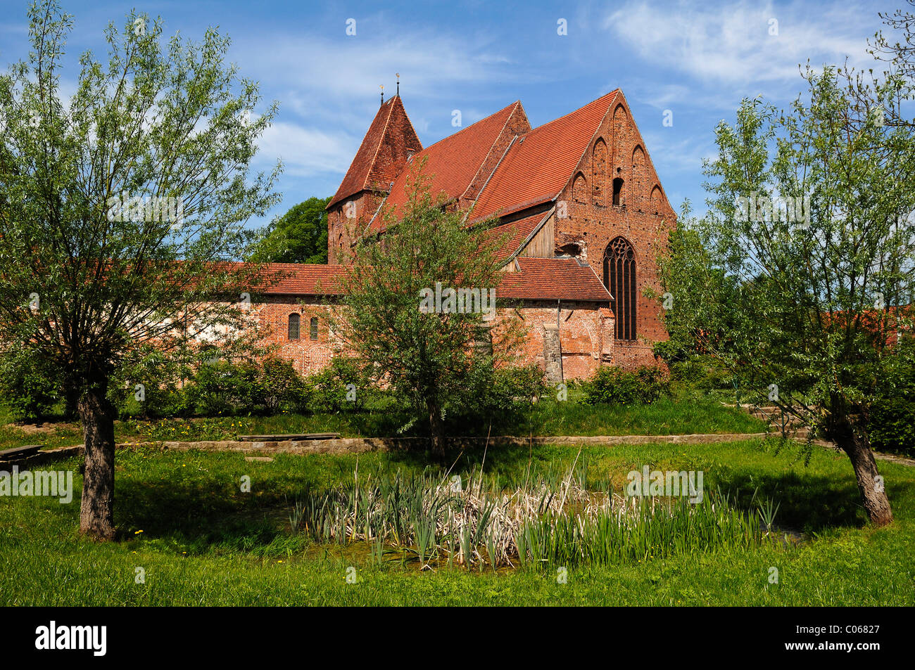 13th century convent hi-res stock photography and images - Alamy