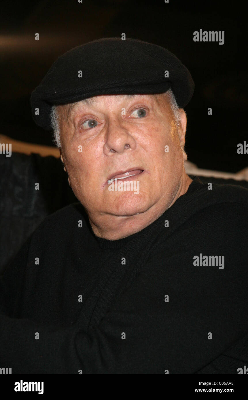 Tony Curtis Motion Picture Legend Tony Curtis Received a Lifetime ...