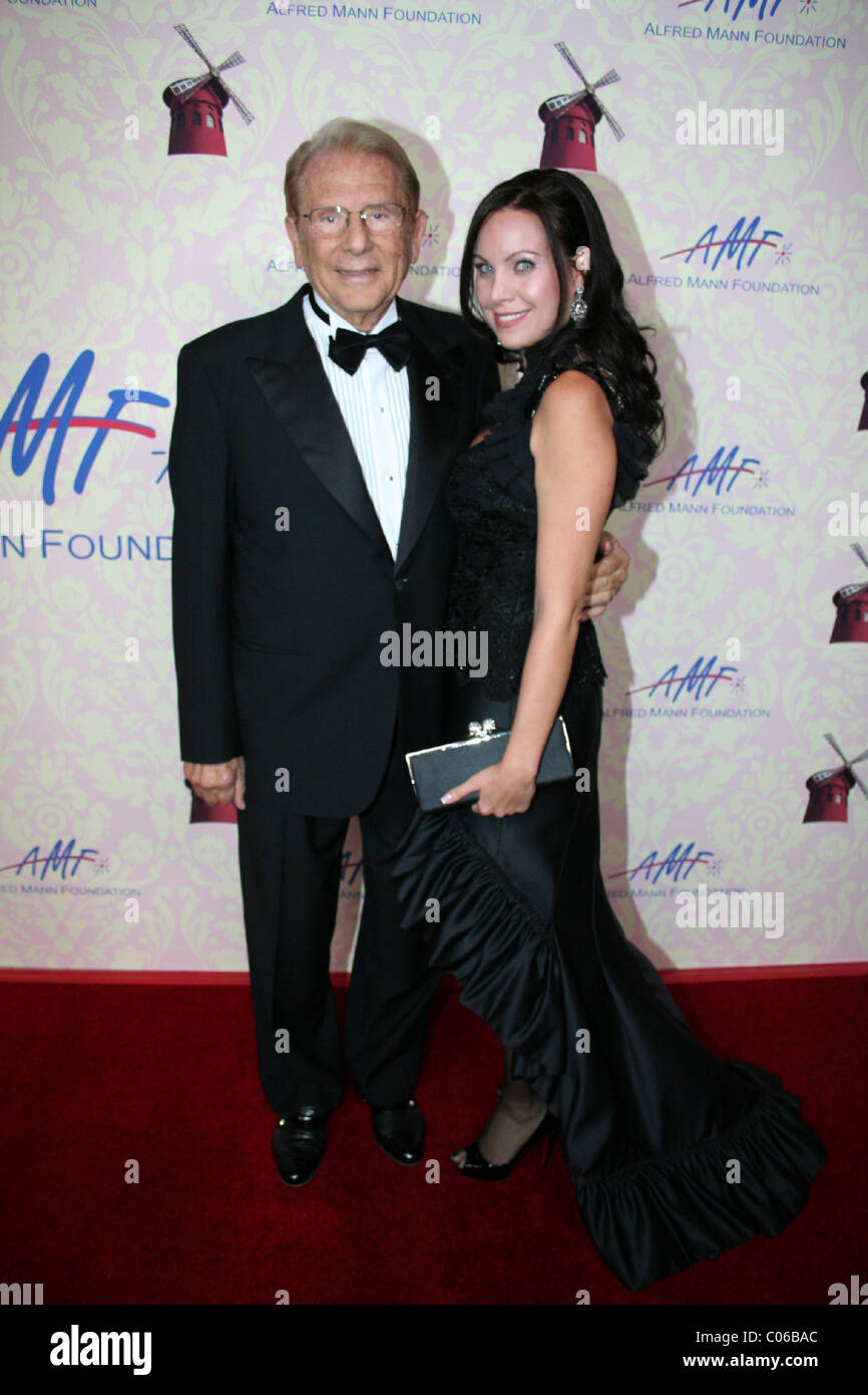 Alfred Mann, Cassandra Mann The Alfred Mann Foundation Gala held at the ...