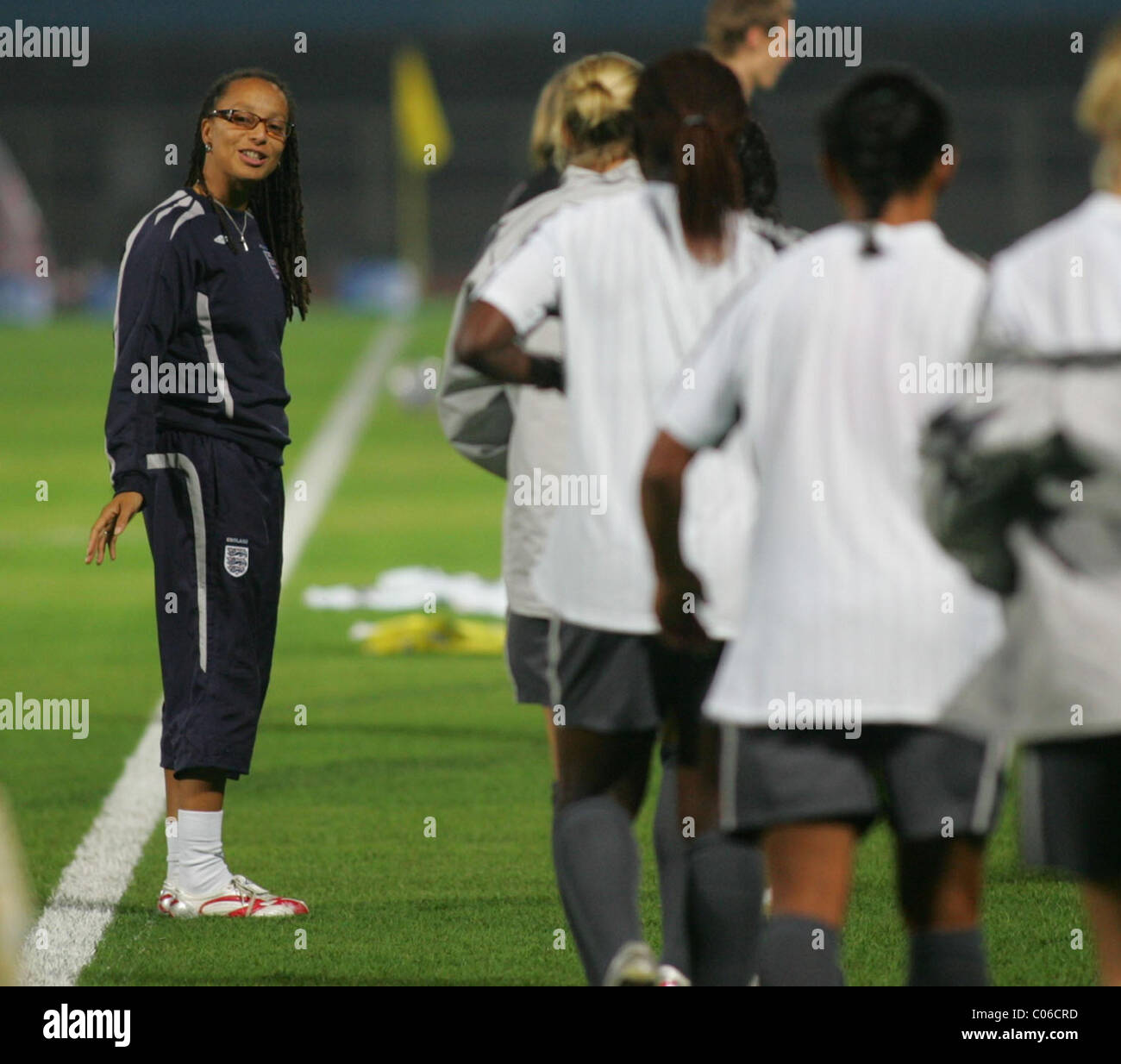 England coach Hope Powell England's womens football team train before ...