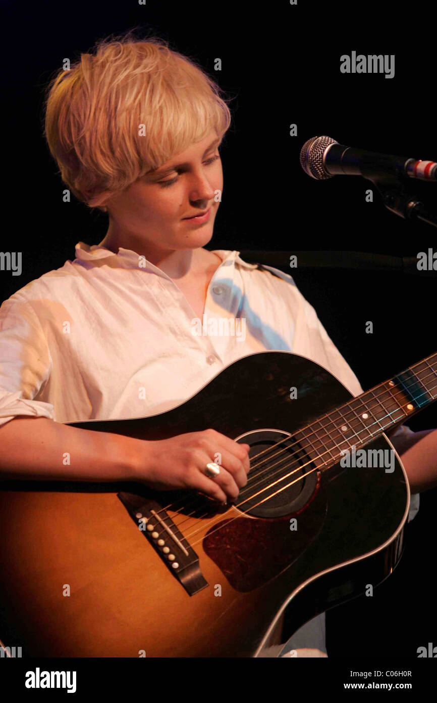 Laura marling guitar hi-res stock photography and images - Alamy