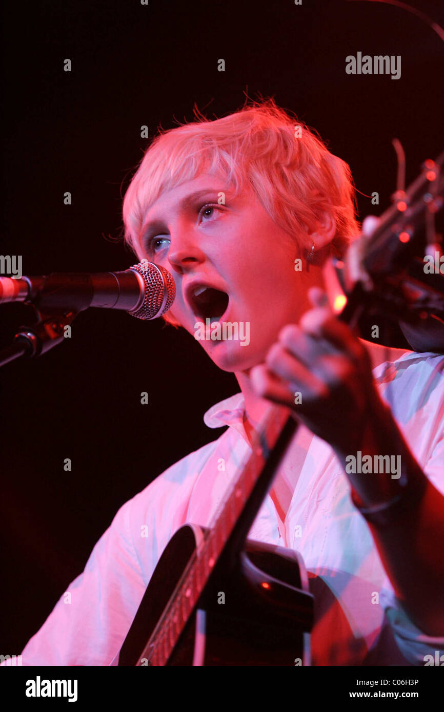 Laura marling hi-res stock photography and images - Alamy