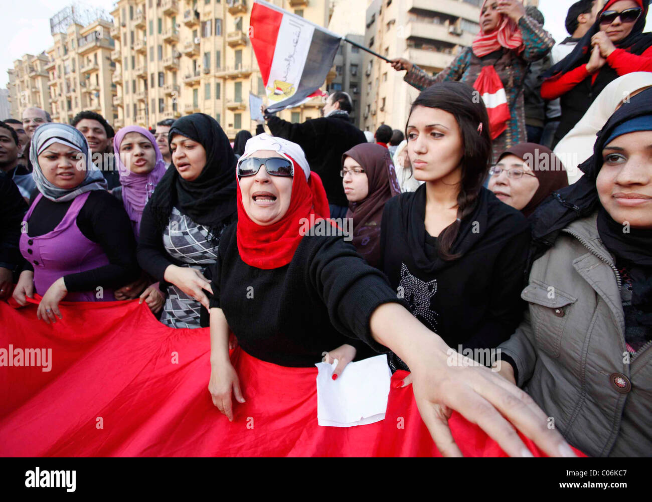 Women egypt flag hi-res stock photography and images - Alamy