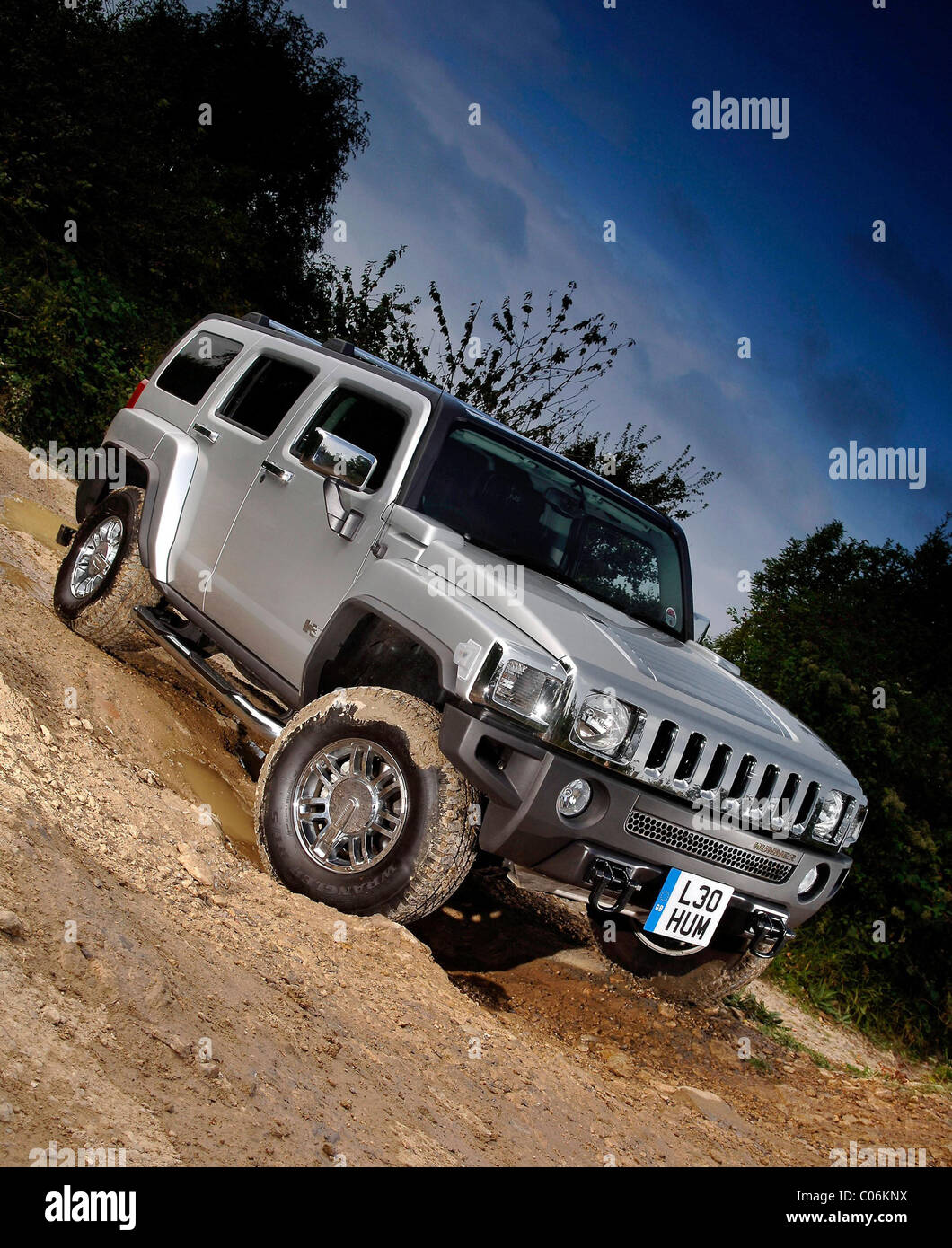 The HUMMER arrives in the UK Footballers, music moguls and city boys ...
