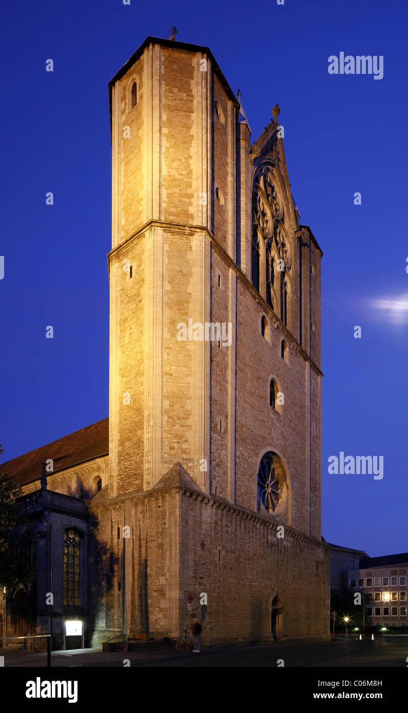 Braunschweig cathedral hi-res stock photography and images - Alamy
