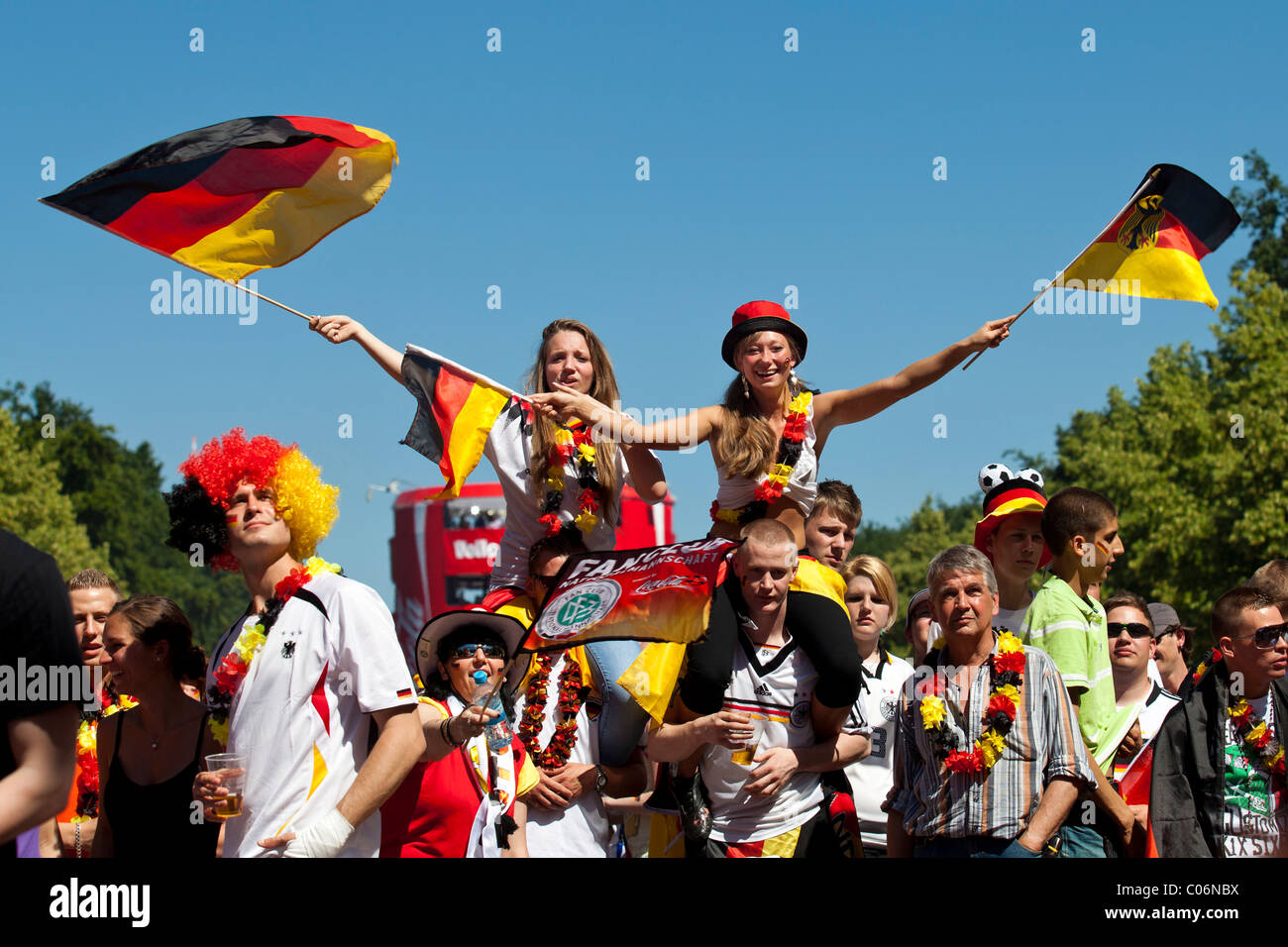 World cup fans hi-res stock photography and images - Alamy