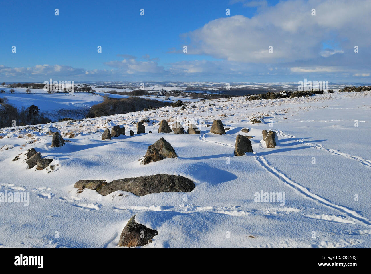 Nine stones circle hi-res stock photography and images - Alamy