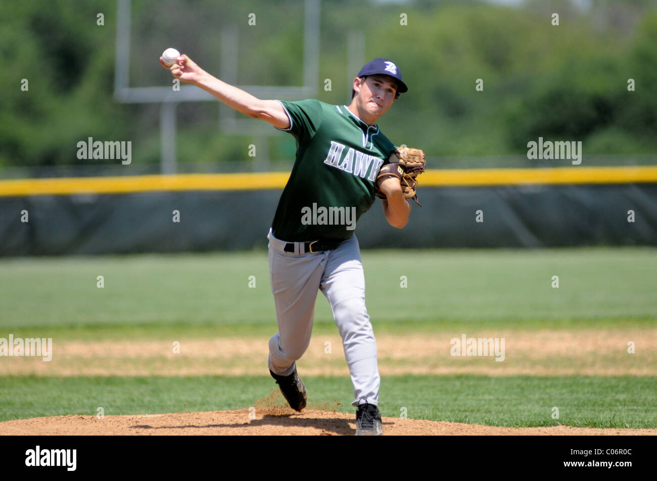 Batter pitching hi-res stock photography and images - Alamy