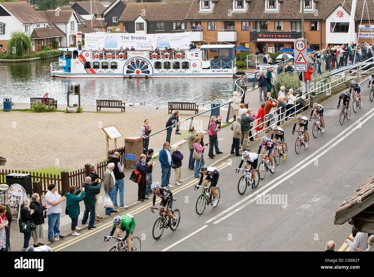 Vintage broadsman hi-res stock photography and images - Alamy